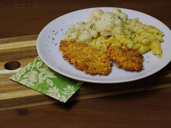 Knusperschnitzel aus dem Backofen mit Blumenkohl & Nudeln - einfach ...