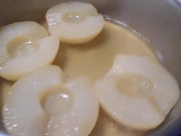 Wildschwein Gulasch mit Preiselbeer Birne und Spätzle - einfach - von ...