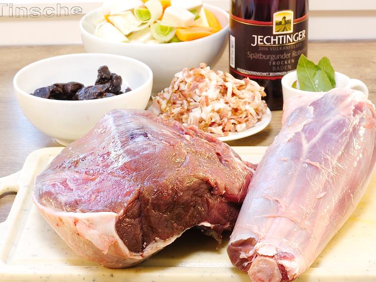 Hirschkeule in Pflaumensoße -NT Gegart- - einfach - von sTinsche