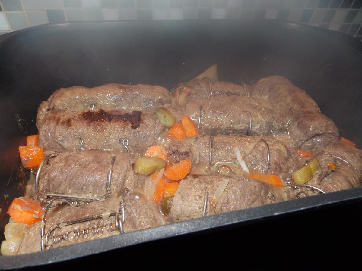 Rinderrouladen mit Rotkohl und Kartoffeln - einfach - von mbiele