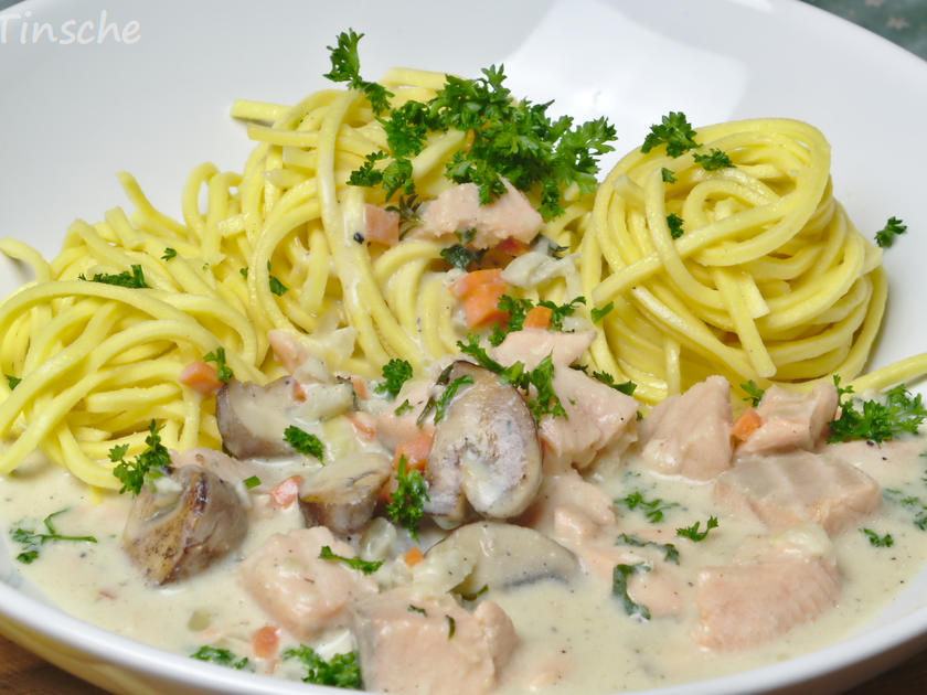 Lachsragout mit Pasta - einfach - von sTinsche