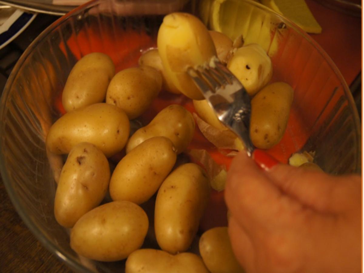 Flussaal mit Rahmsauce Zwiebeln und Pellkartoffeln - einfach - von MausVoh