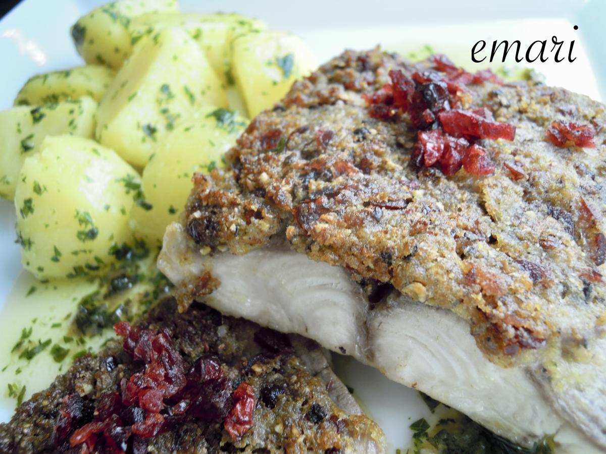 Welsfilet mit fruchtiger Pfefferbröselkruste - schnell & einfach - von ...