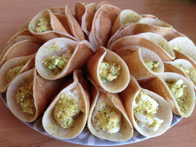 Atayef mit Ashta Cremefüllung und Walnüssen - von KatyEl