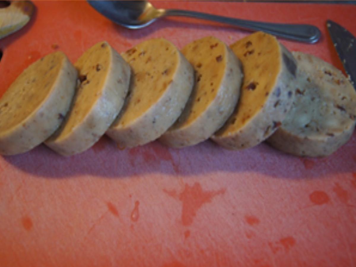 Entenkeule mit Sauce, Apfelrotkohl und Semmelknödel - einfach - von MausVoh