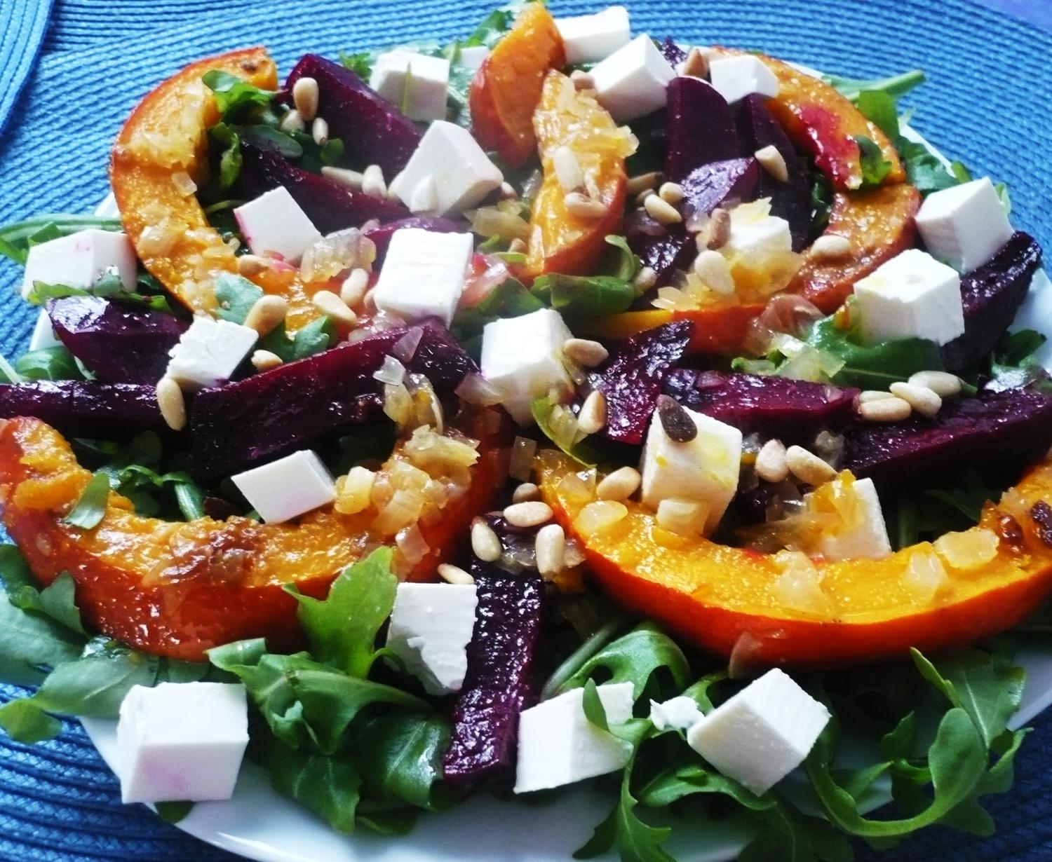 Kürbis - Rote - Bete - Salat - Rezept mit Bild - kochbar.de