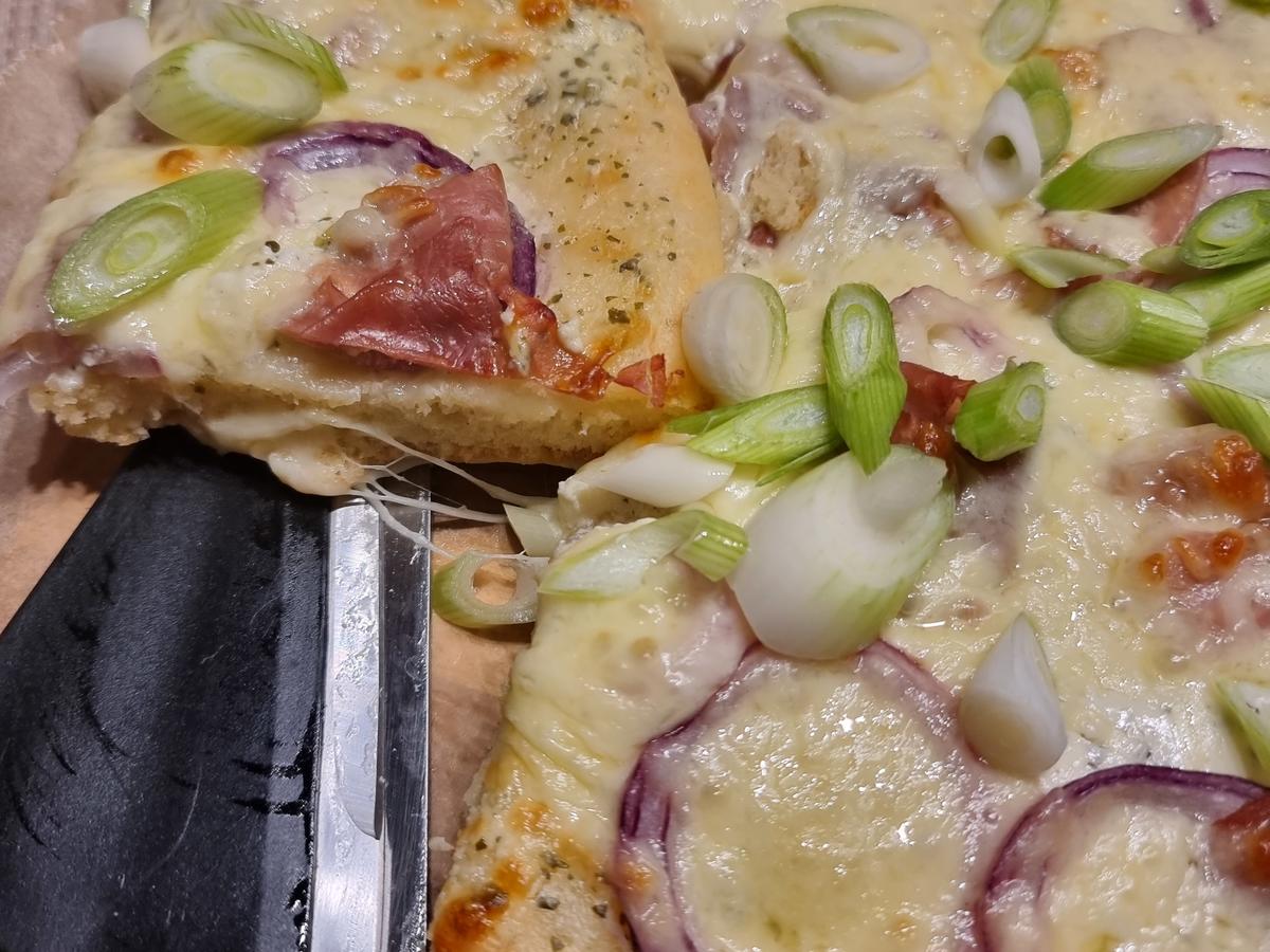 Flammkuchen mit Quark-Öl Teig - von Sheeva1960