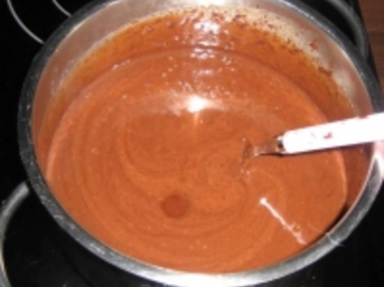 Biskuitroulade mit Pariser Creme - einfach - 255 kcal/100g