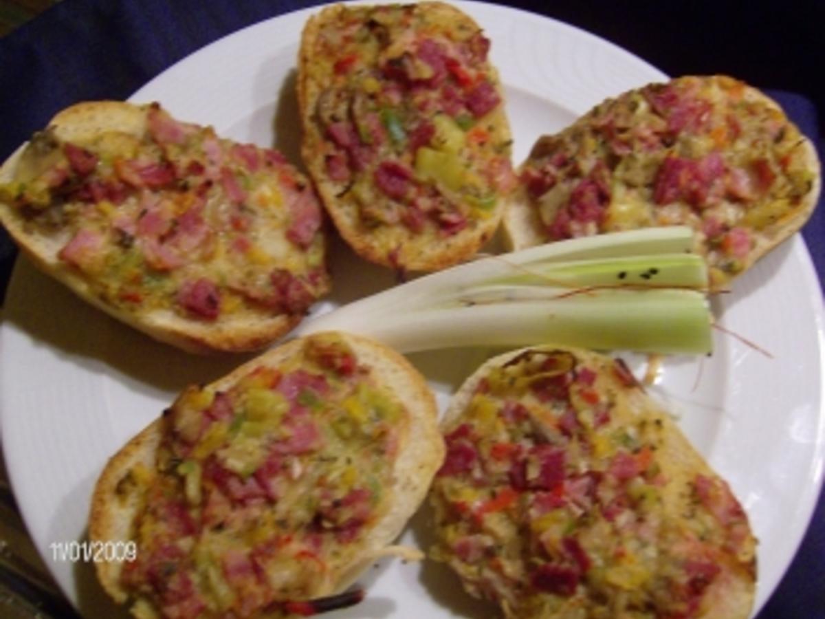 Pizzasemmeln Pizzabrötchen - einfach - von Mariposa