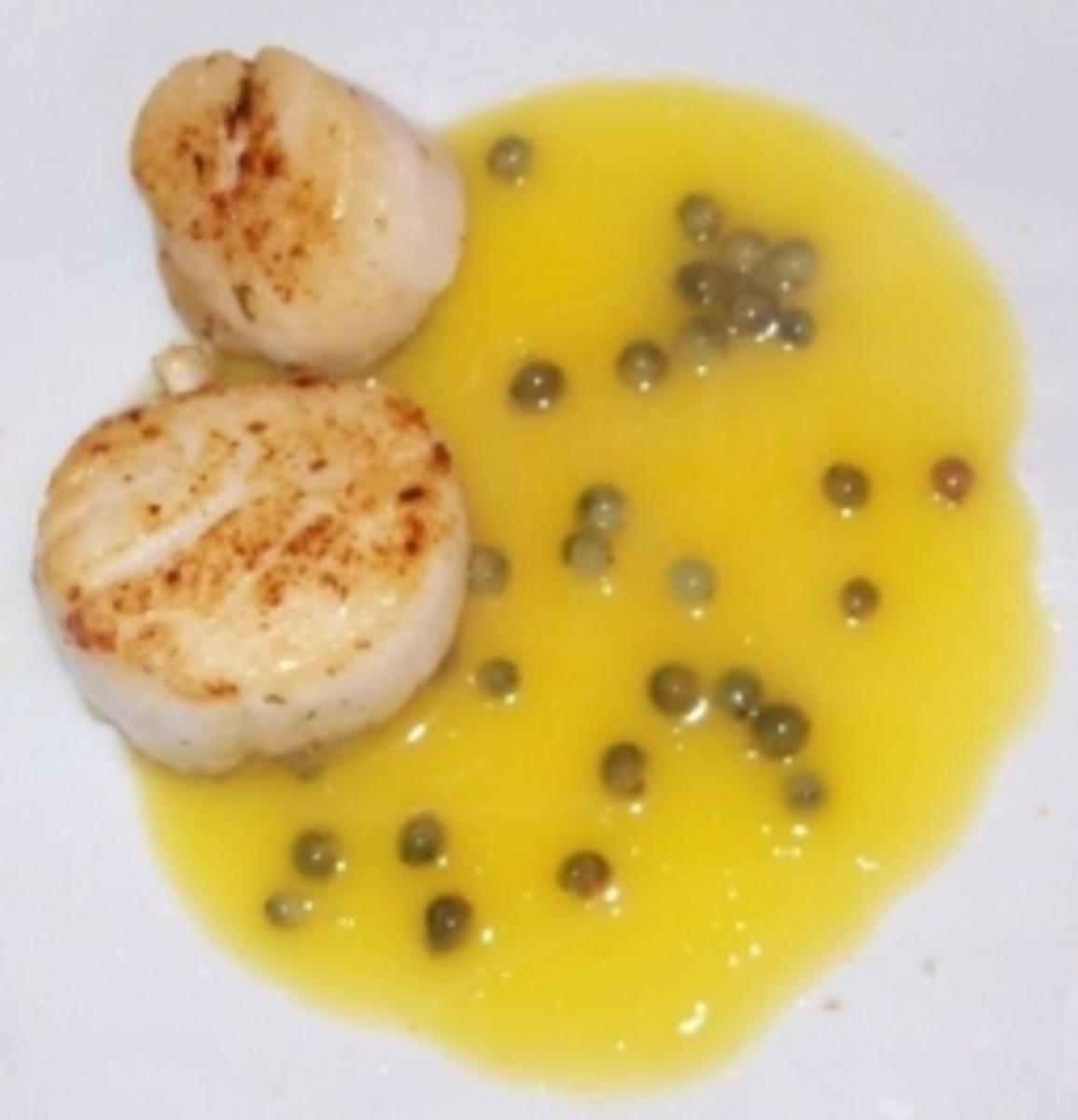 Jakobs-Muscheln mit Orangen-Pfeffer-Sauce - Rezept - kochbar.de